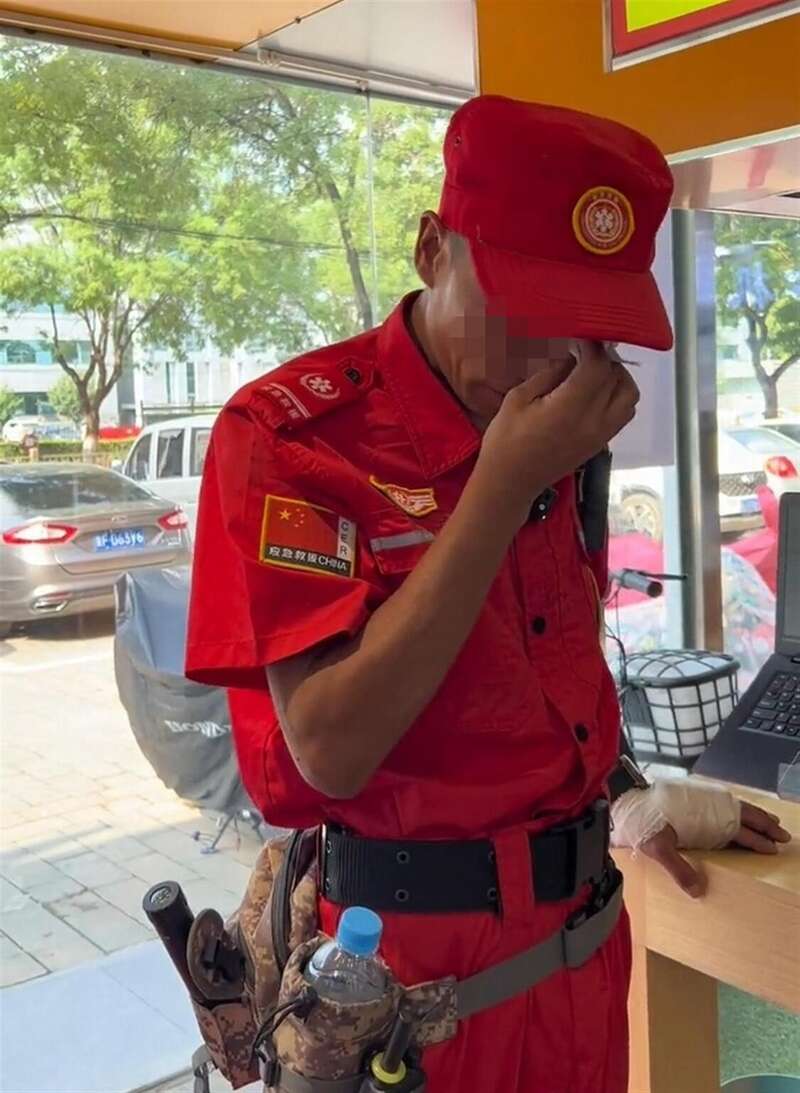 “救援队长”称在涿州救了86人,还向人索要物资 - 大陆资讯 - 倍可亲